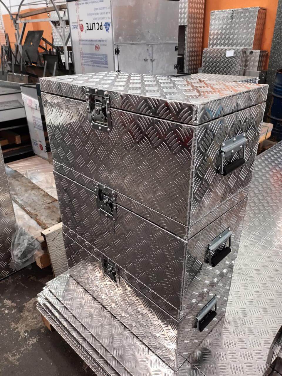 CAIXA BOX DE ALUMINIO – Alumixbox